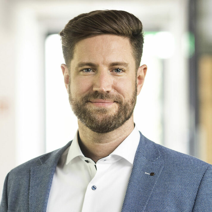 Dr. Henning Dickten - Comma Soft